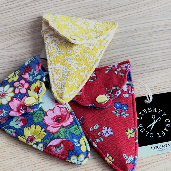 Liberty Scissors Sunshine Yellow - country clothesline